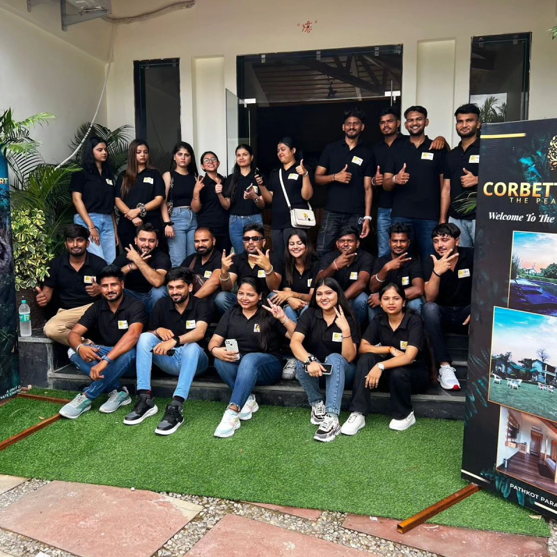 Reena Holidays - International Tour Booking