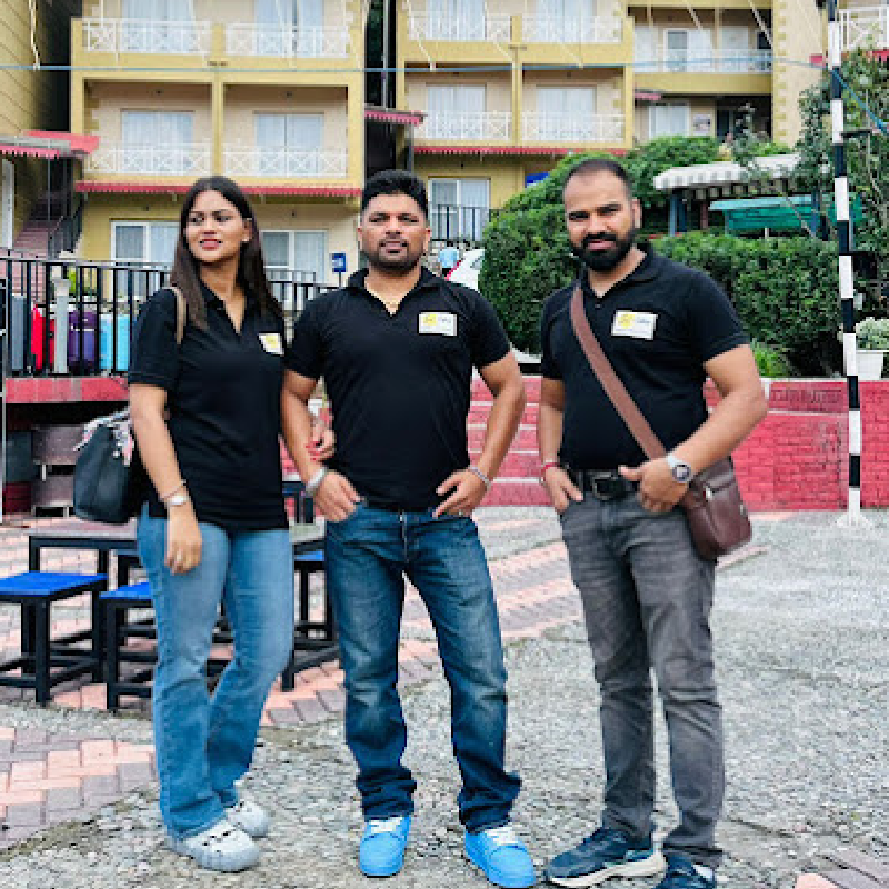 Reena Holidays - International Tour Booking